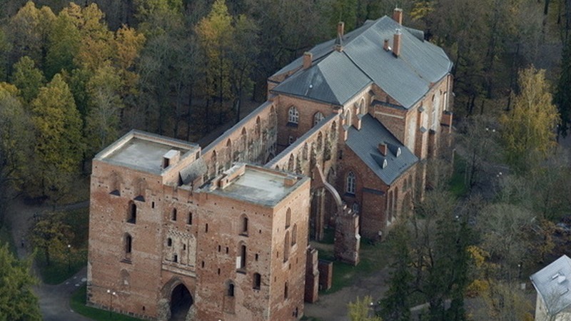 Tartu toomkirik - Esitlus Kõne | Kultuur-Kunst - Kunstiajalugu